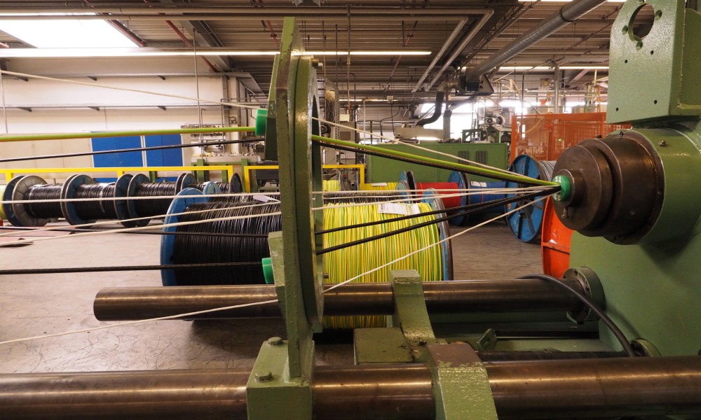 Custom Cable Manufacturing | HELUKABEL